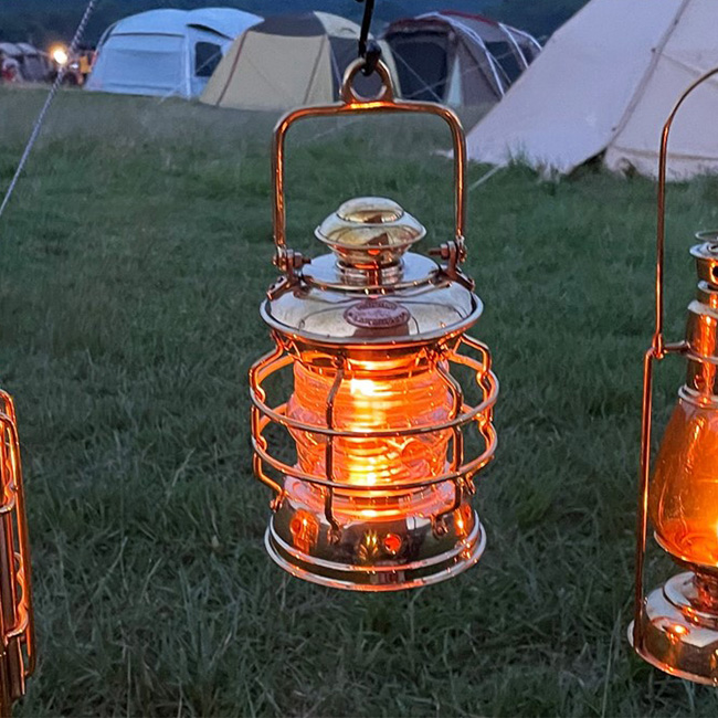Vermont Lanterns バーモントランタン ミニネルソン オイルランタン｜Outdoor Style サンデーマウンテン
